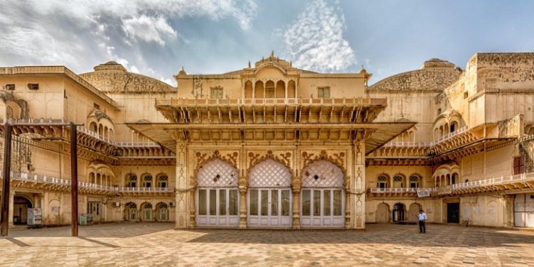 Delhi to Alwar Road Trip: Route, Distance & Travel Tips